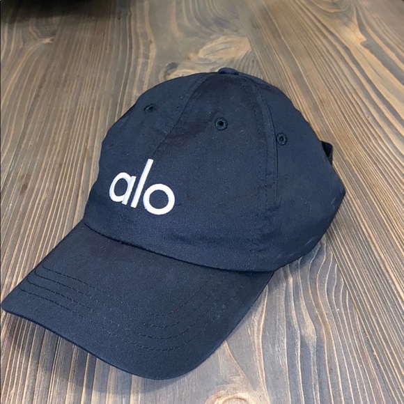 alo yoga men's hat